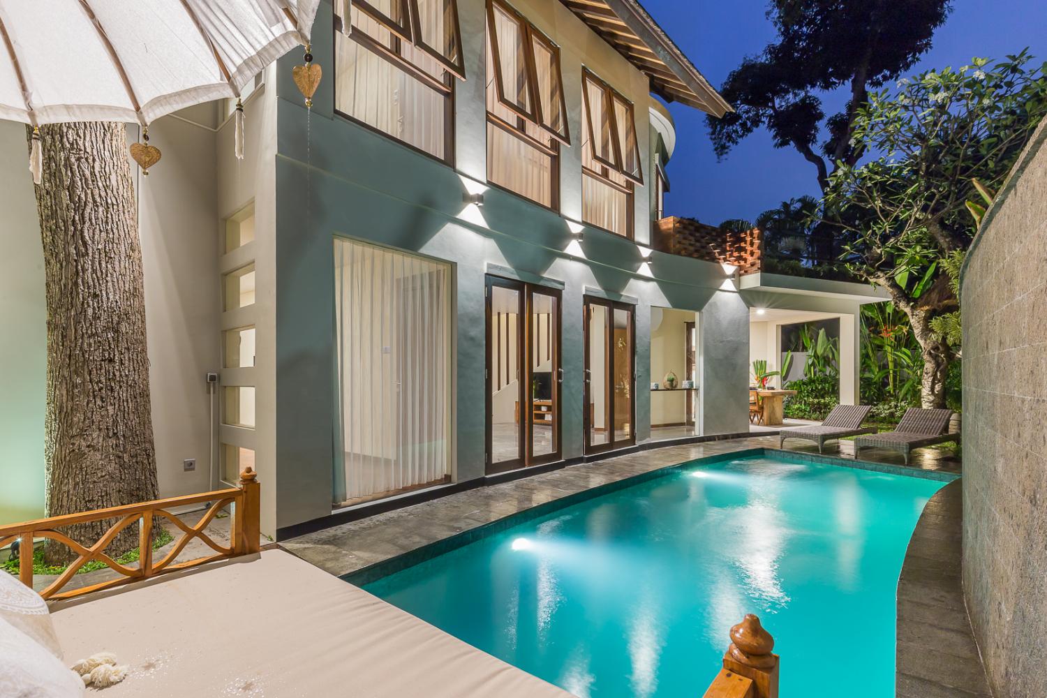 GoVillaBali : Rent villa Jinjah Pop in central Seminyak Bali